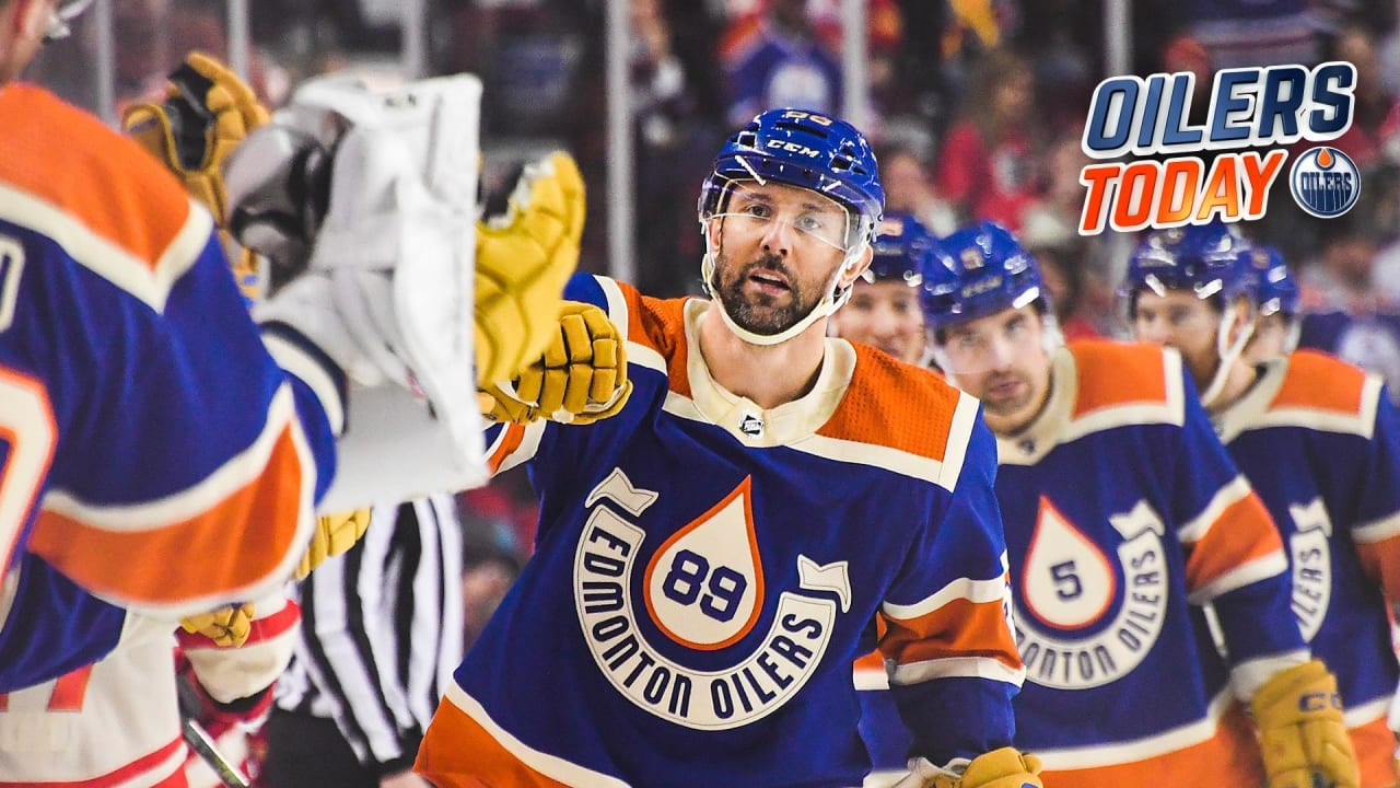 OILERS TODAY | Post-Game at CGY | Edmonton Oilers
