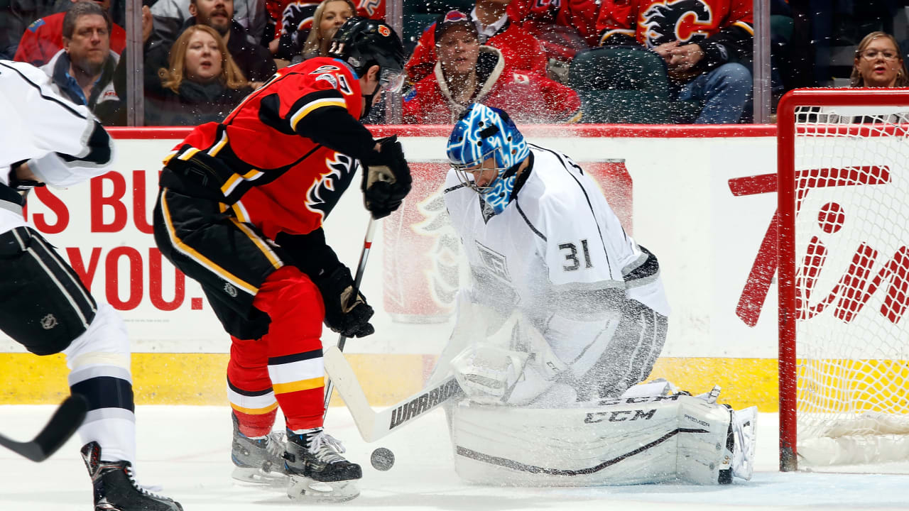 Ben Bishop loses Kings debut in OT against Flames | NHL.com