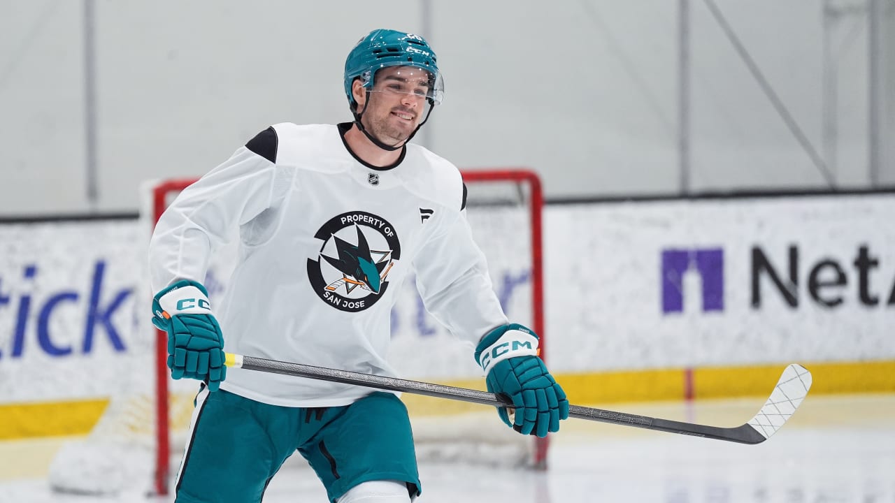 Sharks sign forward Andre Gasseau to a two-year contract | San Jose Sharks
