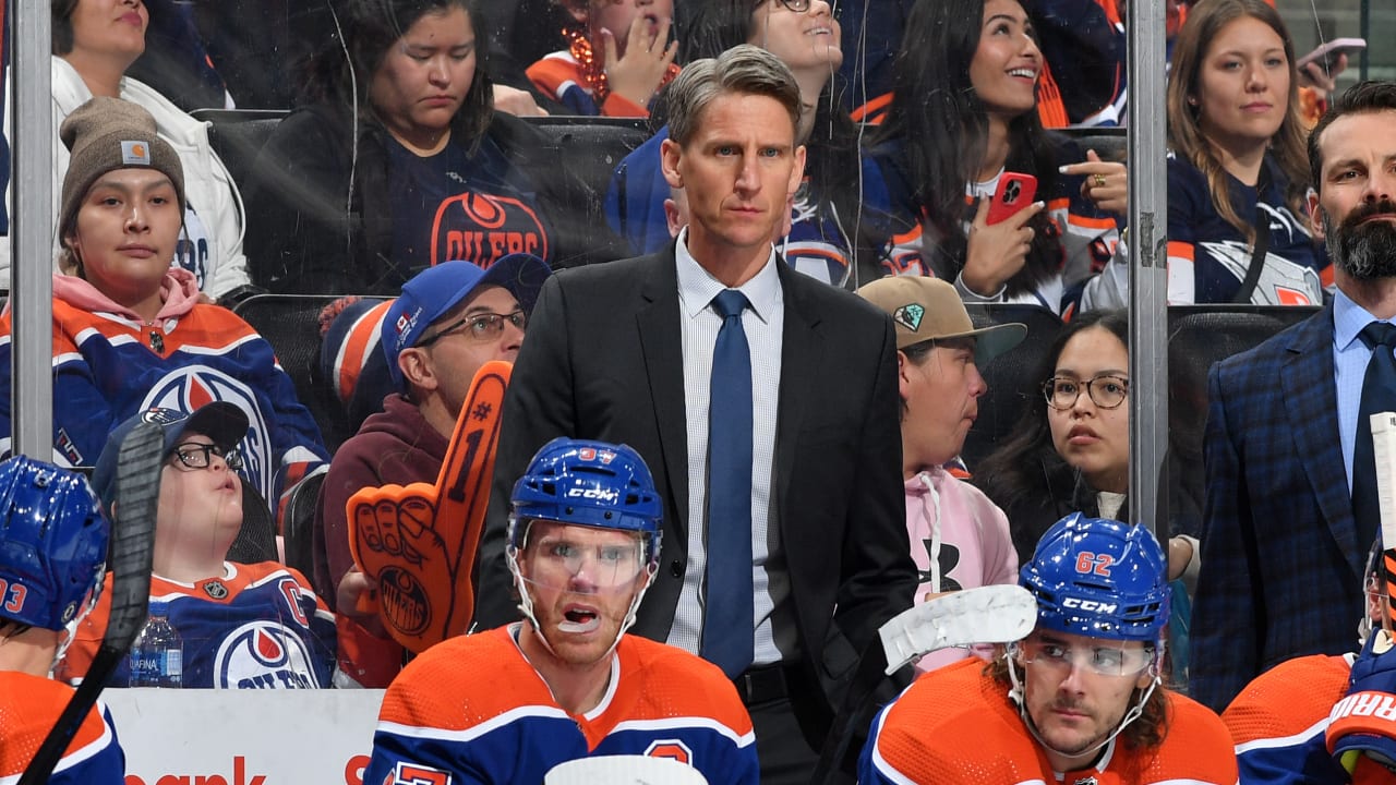 POST-GAME: Knoblauch's special debut as Oilers head coach | Edmonton Oilers