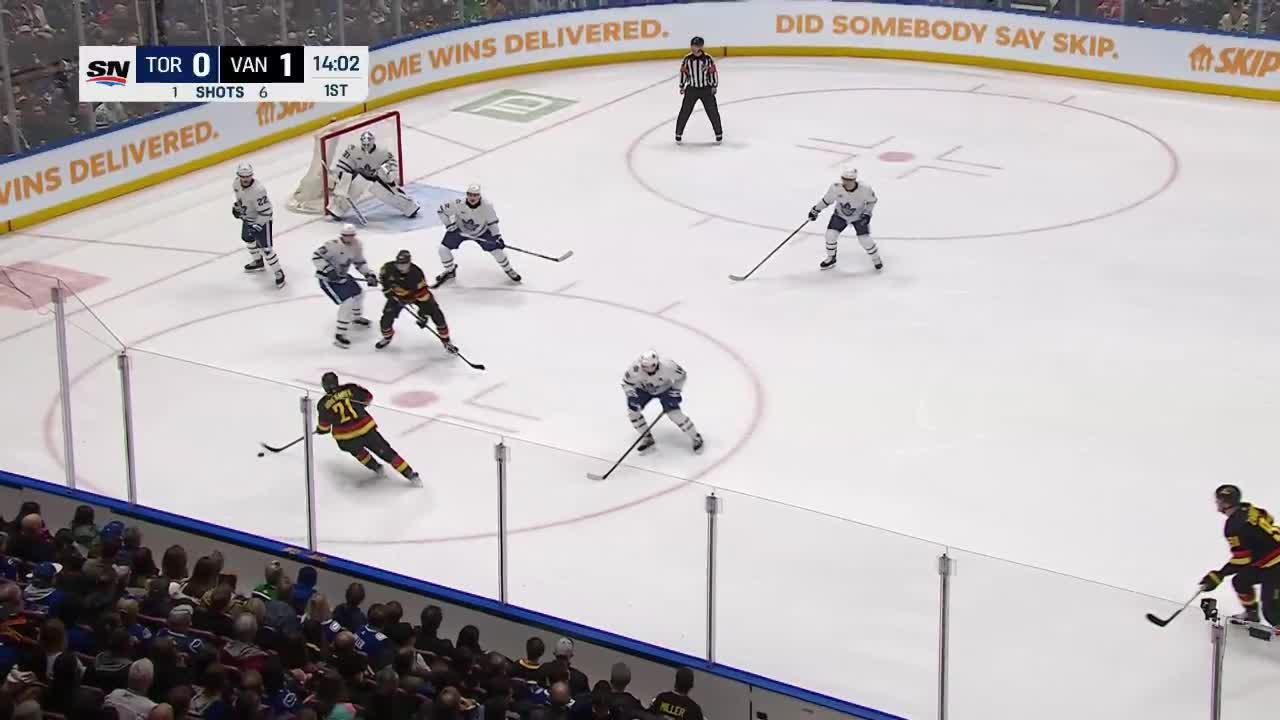 Nils Hoglander with a Short Goal vs. Toronto Maple Leafs | NHL.com