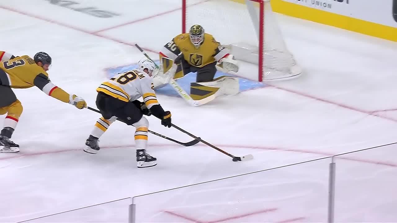 BOS@VGK: Schmid with a great save against Morgan Geekie | Vegas Golden ...
