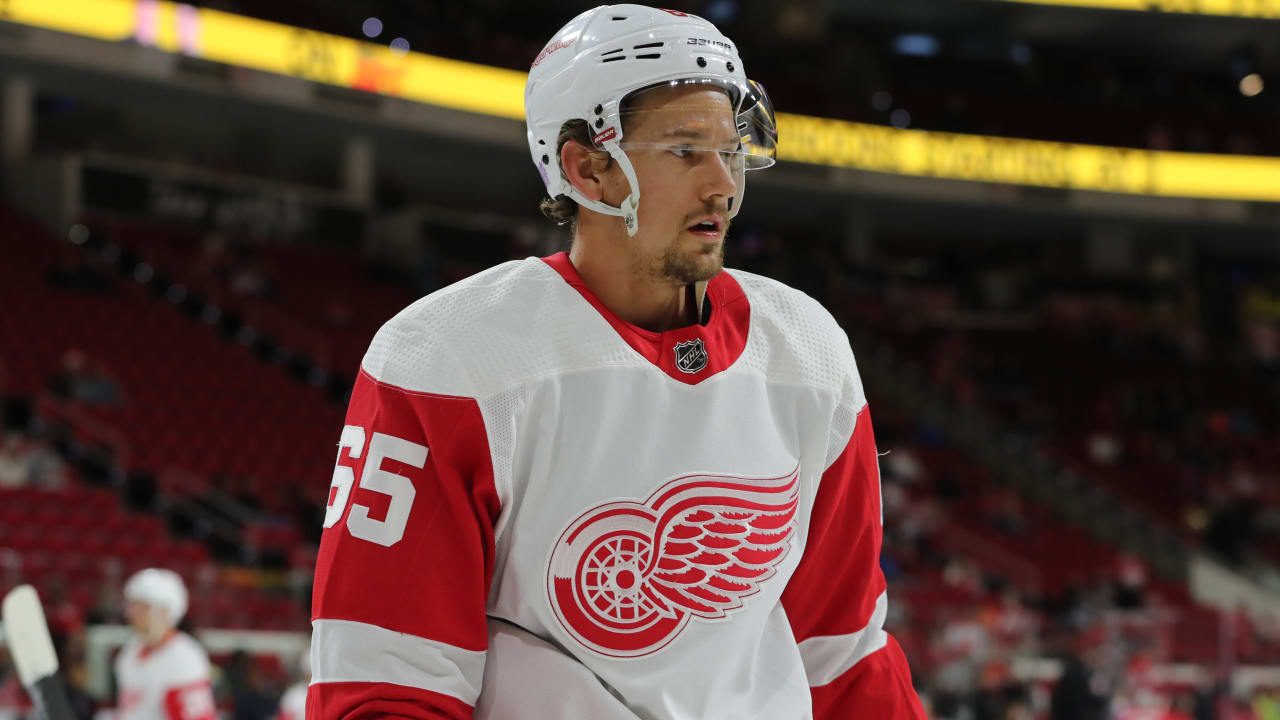 DeKeyser out 4-6 weeks for Red Wings with injury to left hand | NHL.com