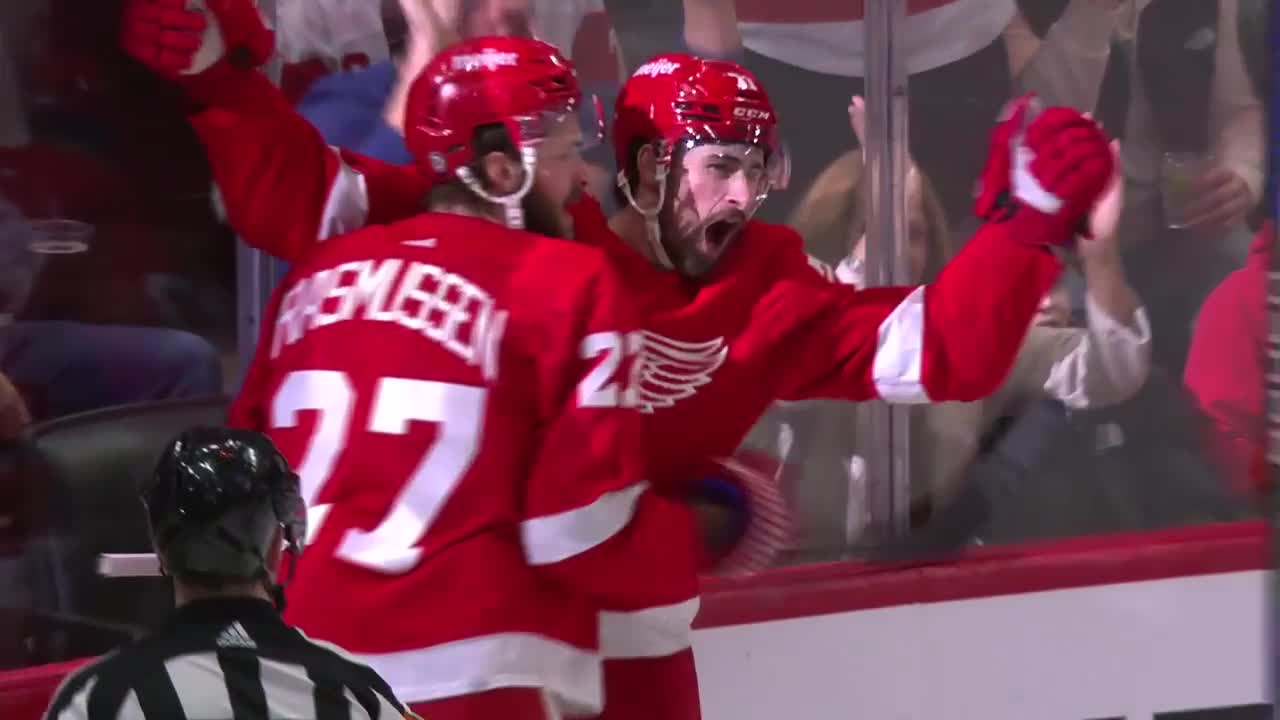 Larkin opens scoring with SHG | NHL.com