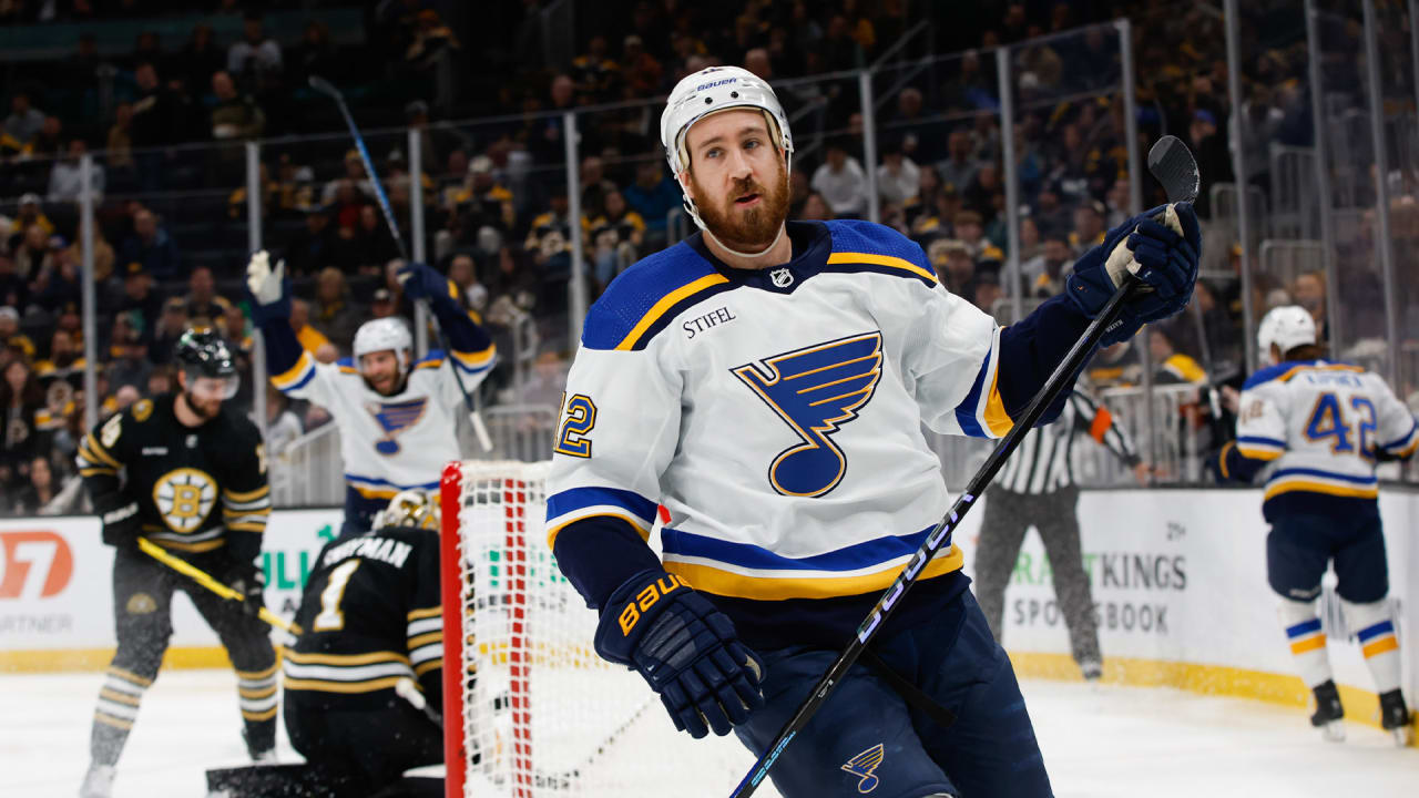 Hayes extends the lead | NHL.com