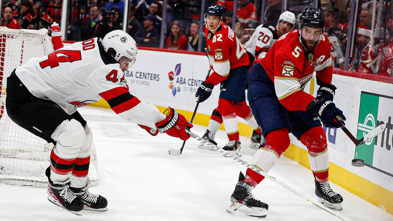 RECAP: Panthers can't hold third-period lead in loss to Devils ...