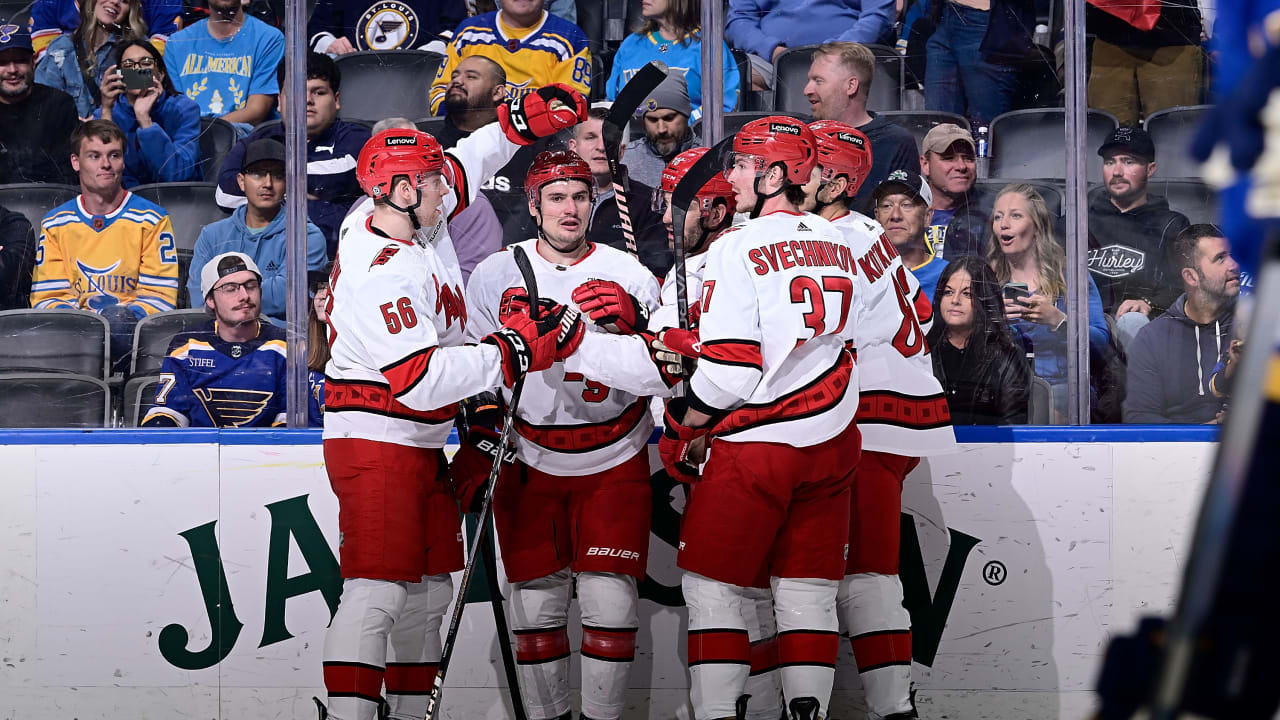 Hurricanes eliminan a Blues y apuntan al 'Trono Presidencial' | NHL.com/es
