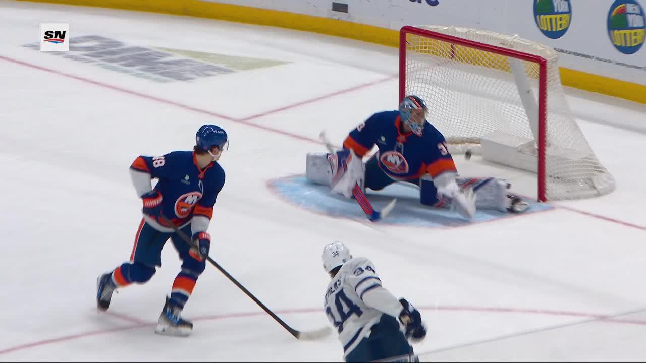 TOR@NYI: Matthews scores goal against David Rittich | Toronto Maple Leafs