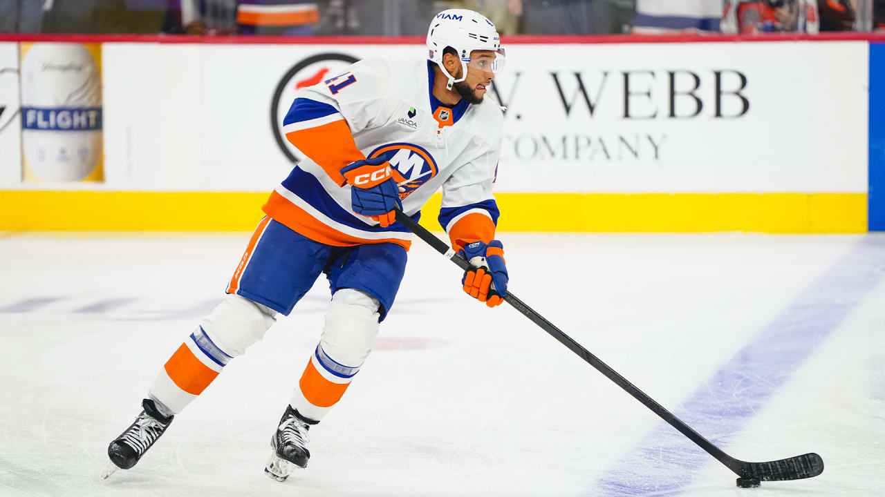WATCH: Marshall Warren's Rookie Lap | New York Islanders