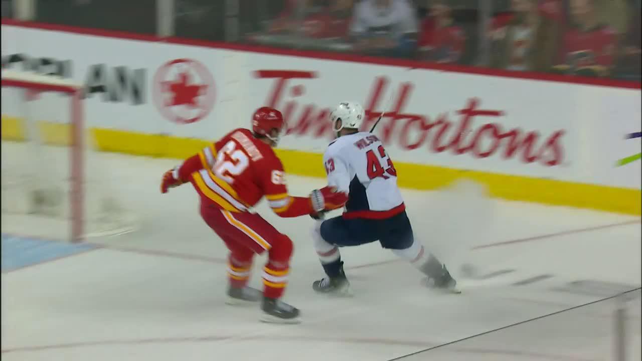 WSH@CGY: Wilson scores goal against Calgary Flames | NHL.com