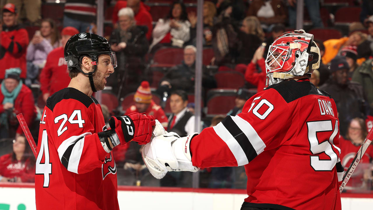 Stávka na obranu prináša Devils ovocie. A hlavne body | NHL.com/sk