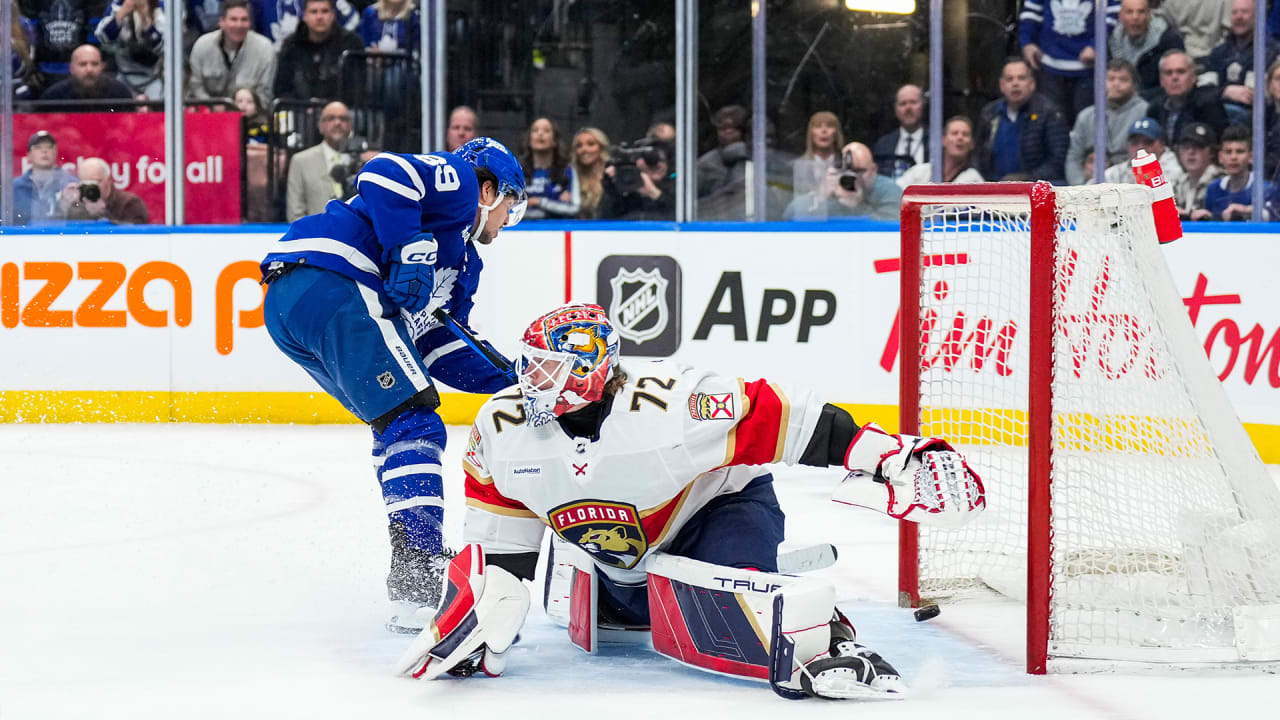 Robertson tucks in opening goal | NHL.com
