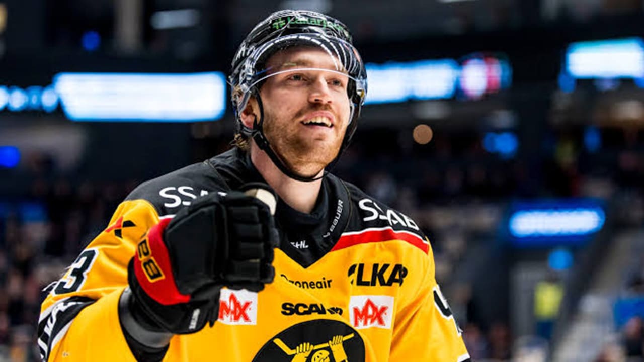 Flyers Sign Left-Wing Oscar Eklind to a One-Year, Entry-Level Contract ...