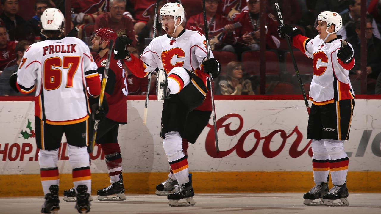 Dougie Hamilton lifts Flames to fifth win in row | NHL.com