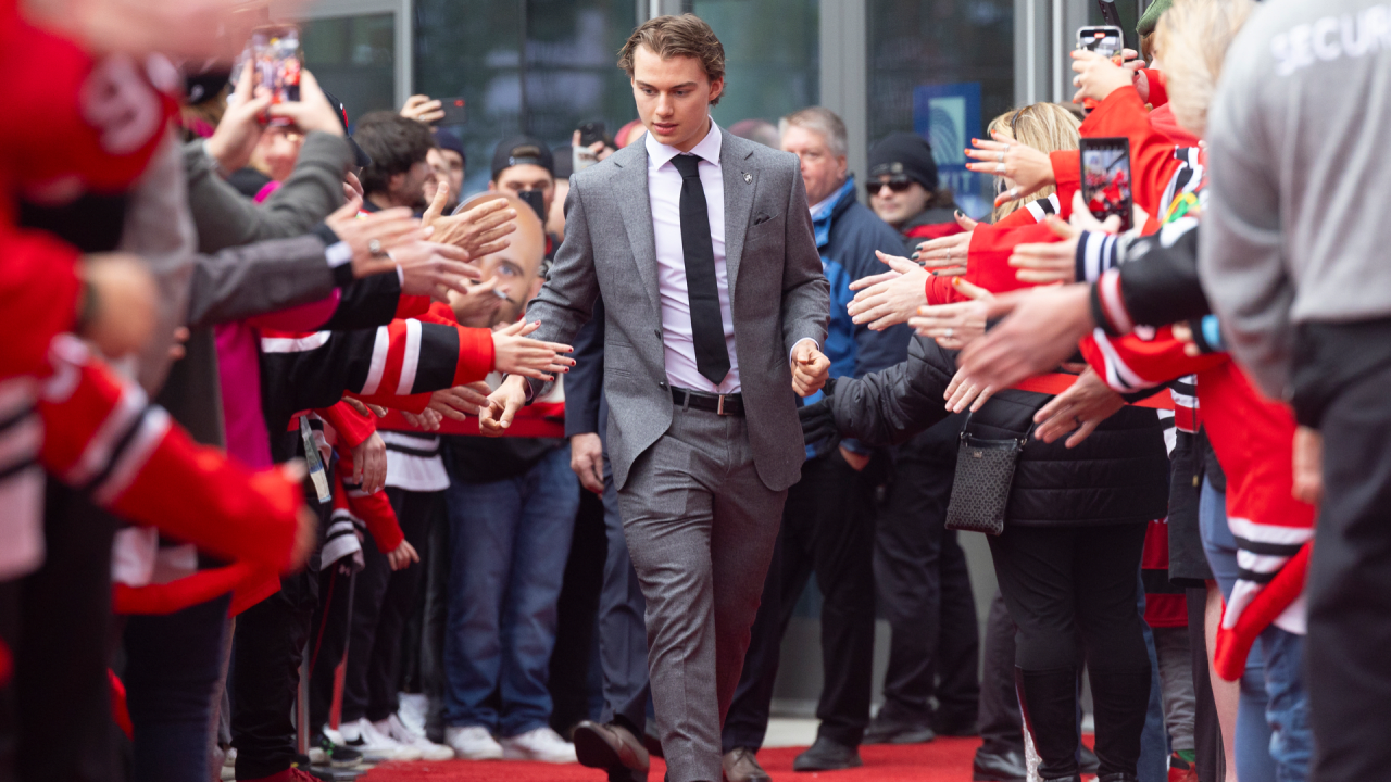 RELEASE: Blackhawks Announce Red Carpet Details for Thursday's Home ...