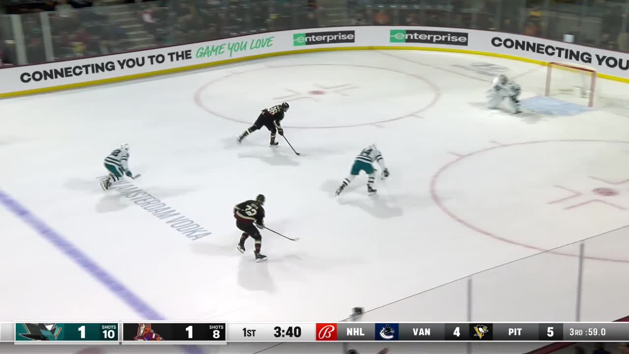 Fischer goes bar down | NHL.com
