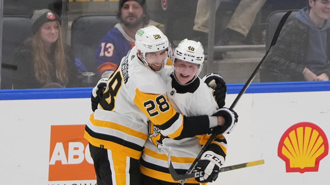 Puustinen nets first NHL goal | NHL.com