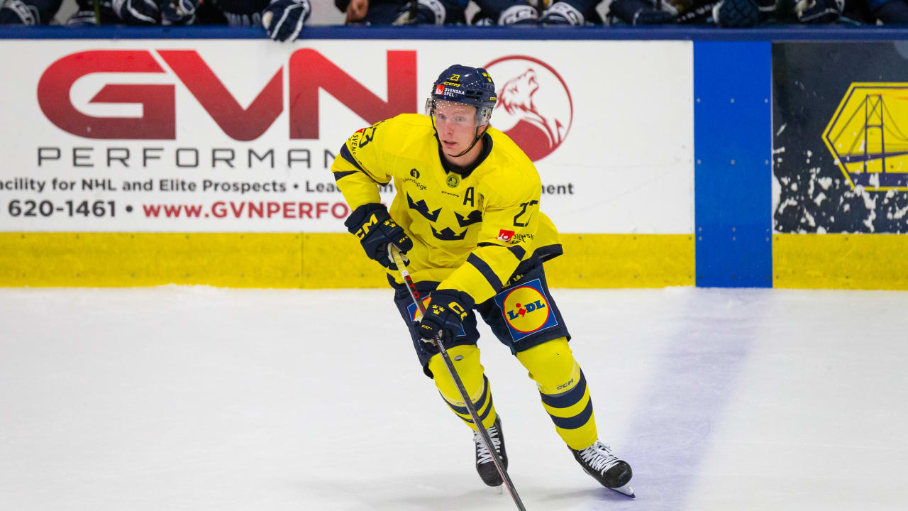 McKenna, Stenberg i topp bland forwards inför draften 2026 | NHL.com/sv
