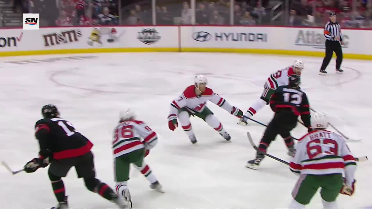 Hamilton scores goal | NHL.com