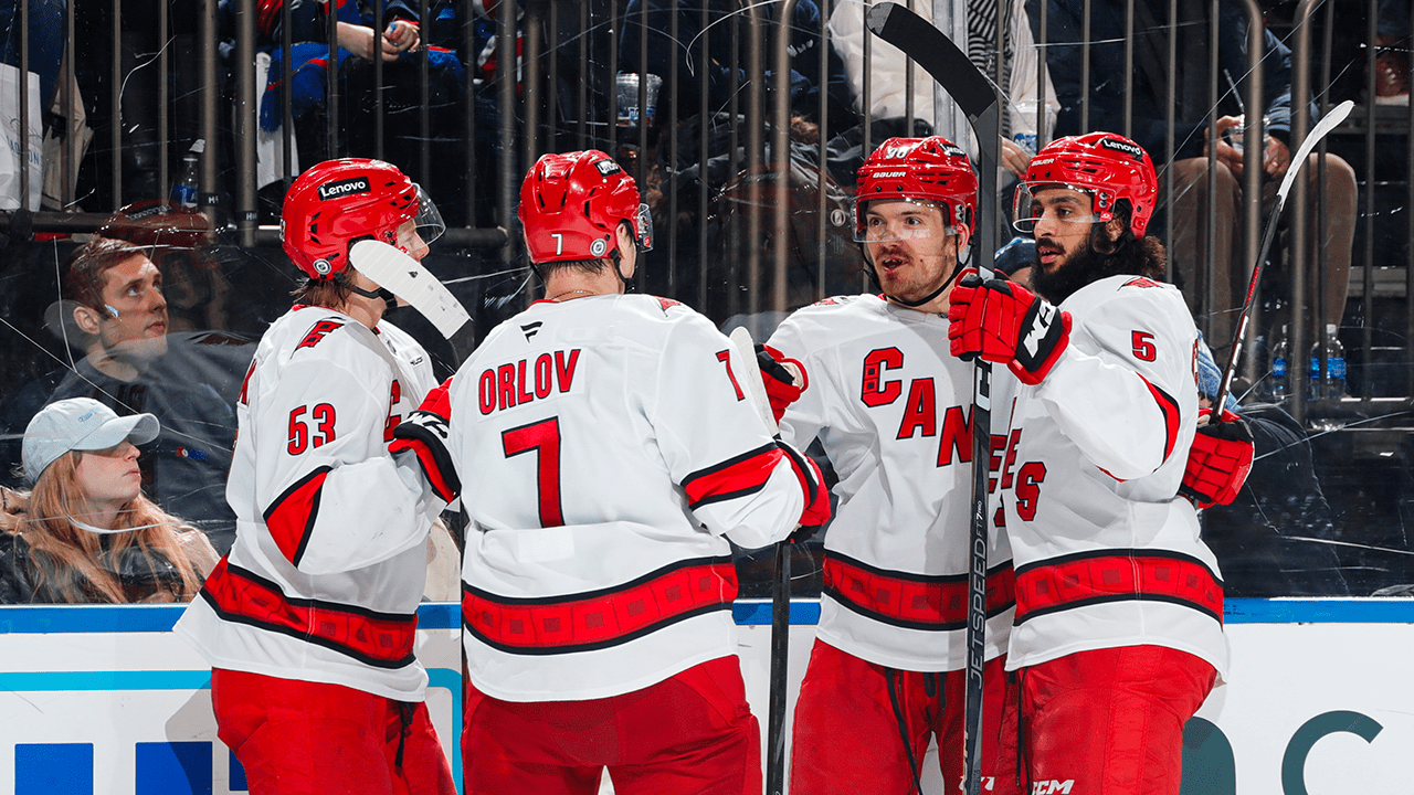Roslovic earns a PPG | NHL.com