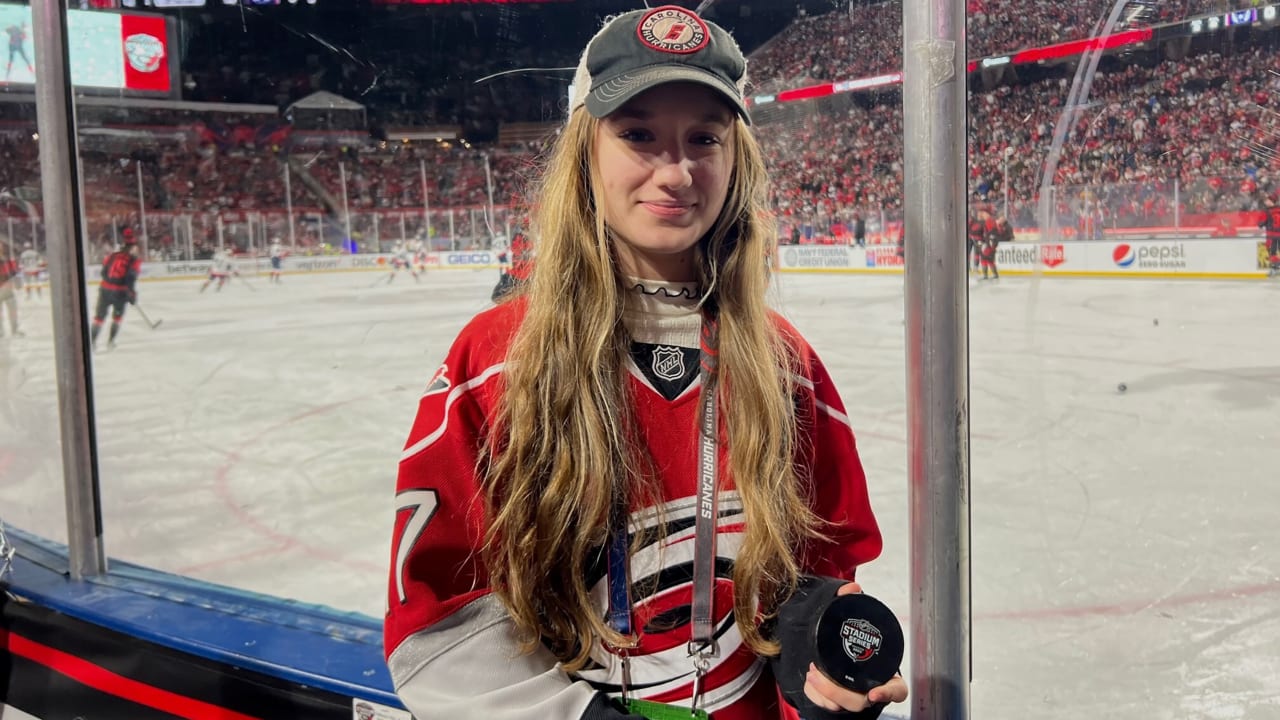 Stadium Series an 'unforgettable' experience for NHL Power Player | NHL.com