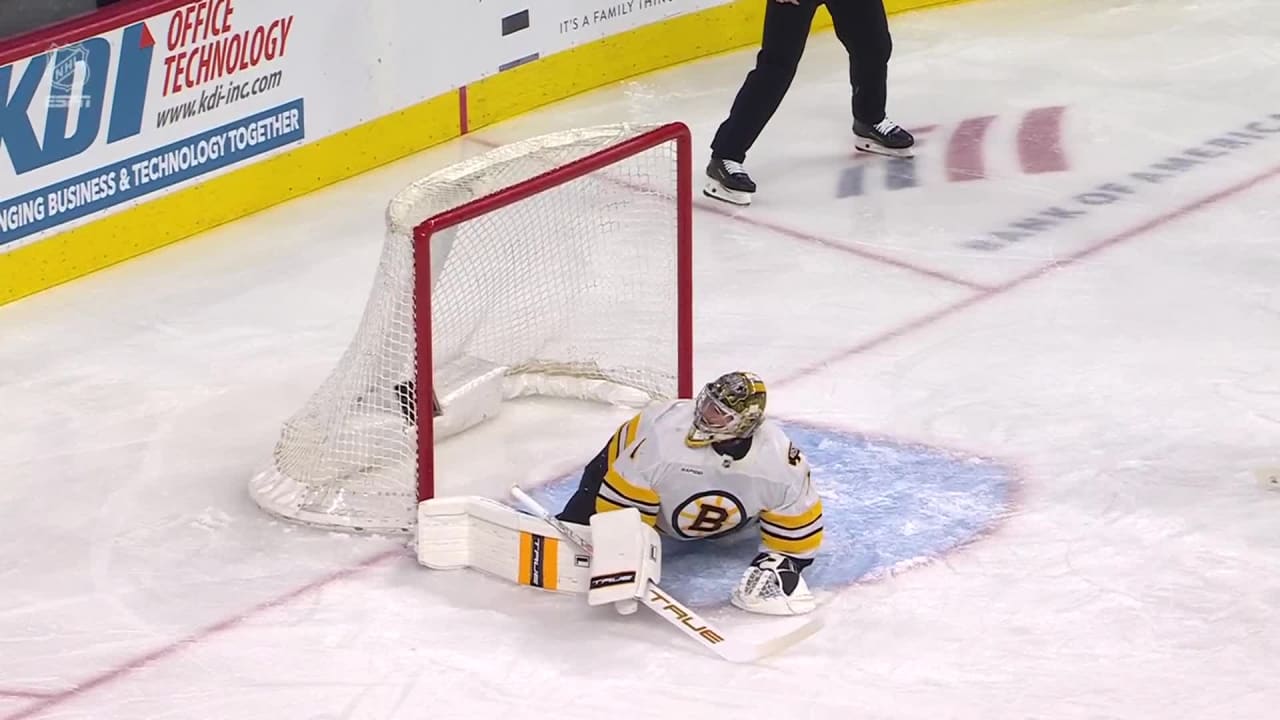 Swayman's huge stick save | NHL.com