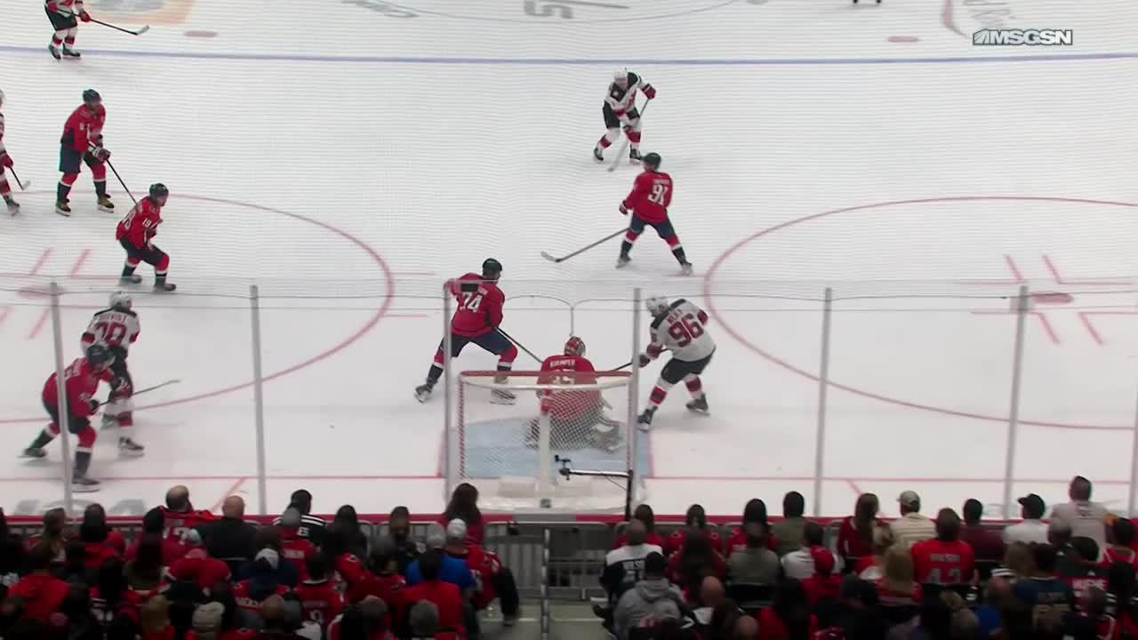 Hamilton ties it in the 3rd | New Jersey Devils