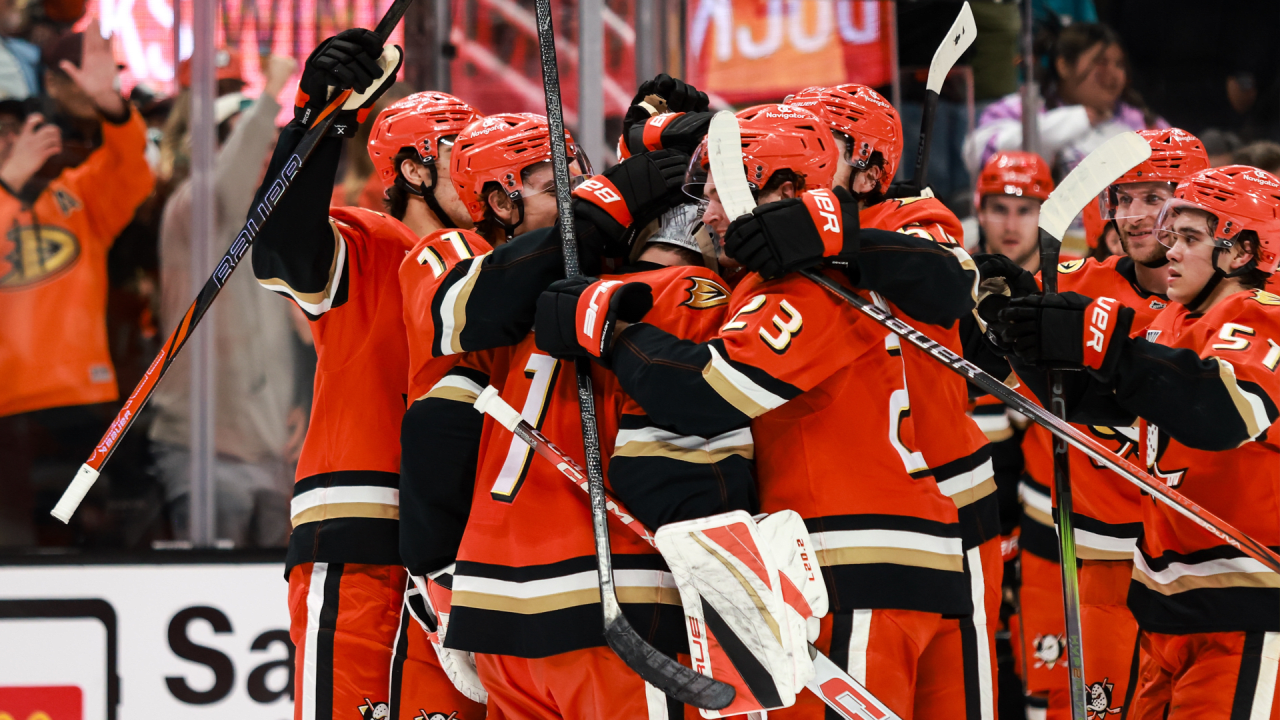 Highlights: Ducks Beat Sharks 4-3 in Shootout | Anaheim Ducks