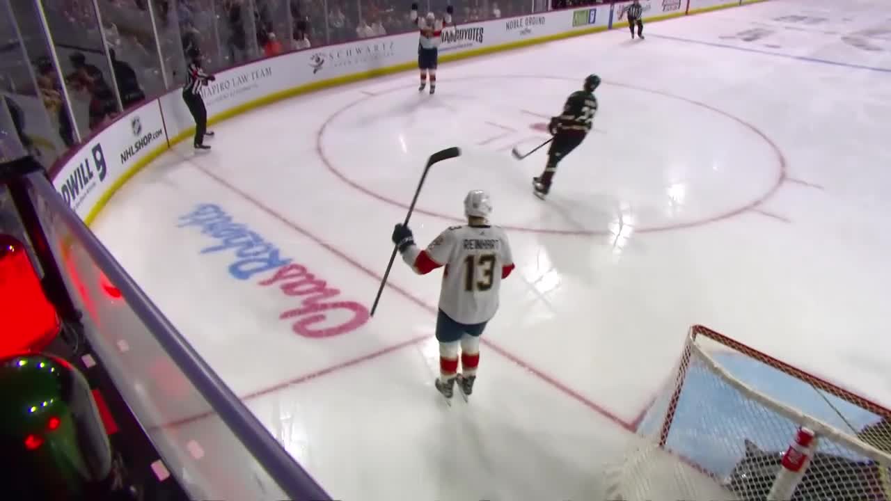 Reinhart tips in power-play goal | NHL.com