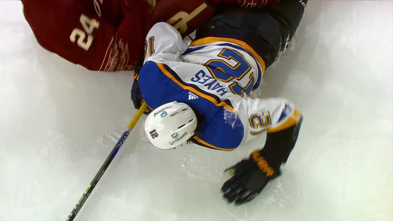 Hayes' beautiful breakaway | NHL.com