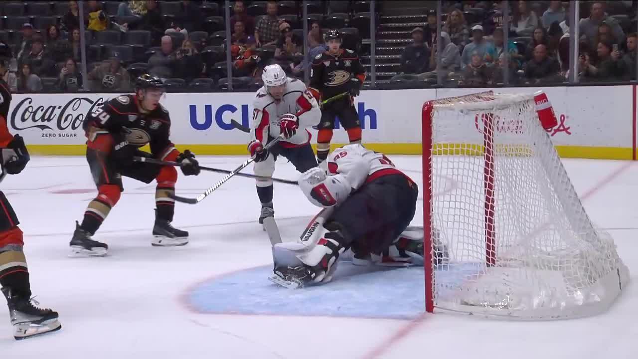 WSH@ANA: Vatrano scores goal against Darcy Kuemper | Anaheim Ducks