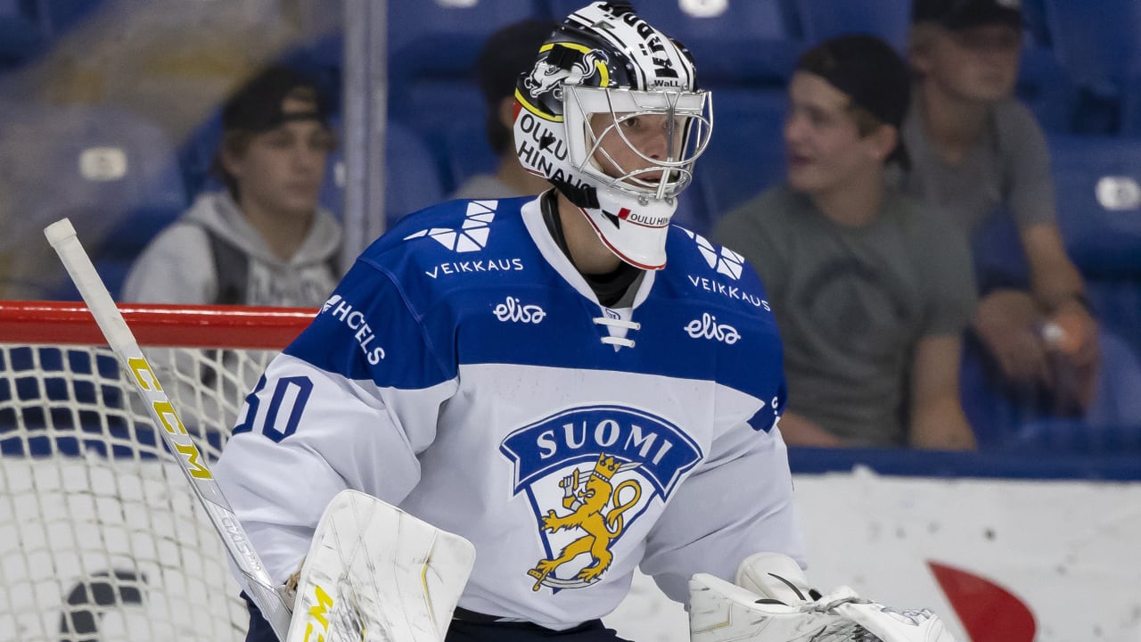 Penguins: Blomqvist sait qu'il rivalisera un jour pour le rôle de ...