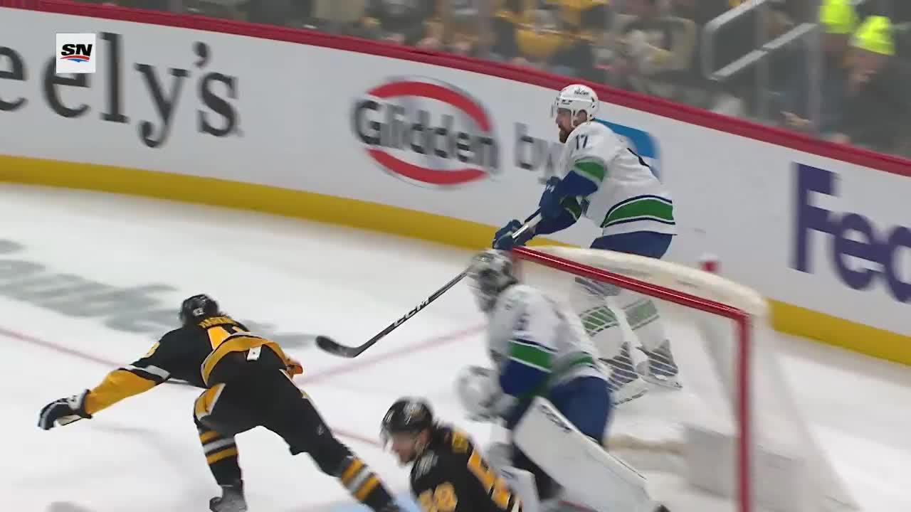 VAN@PIT: Boeser scores goal against Alex Nedeljkovic | Vancouver Canucks