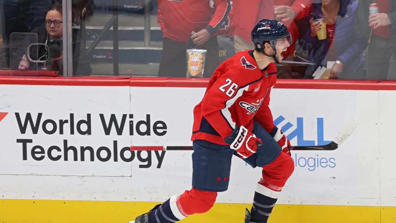 Dowd kicks off scoring | NHL.com