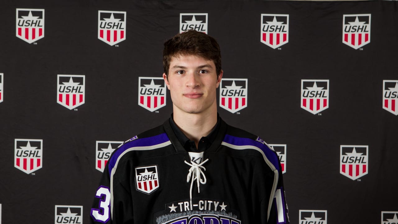 Lightning select F Nick Capone with pick No. 157 | Tampa Bay Lightning