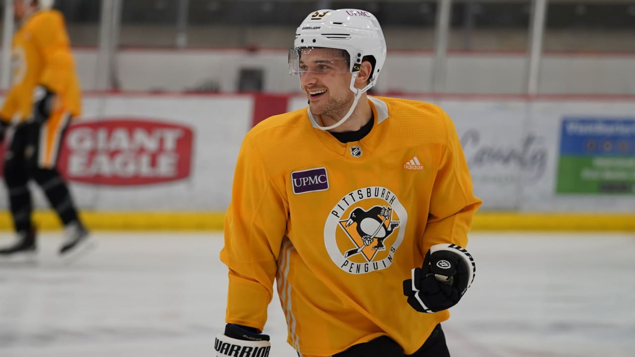Teddy Blueger Having a Summer to Remember | Pittsburgh Penguins