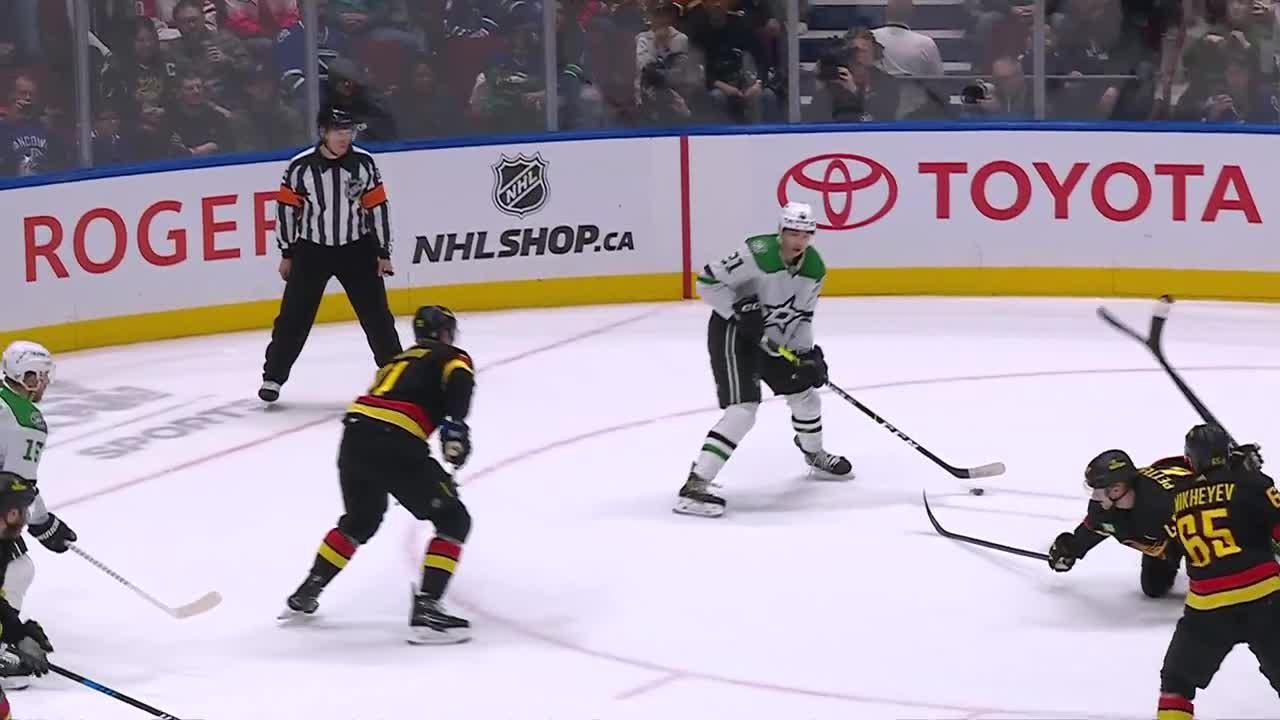 DAL@VAN: Hintz scores goal against Casey DeSmith | Dallas Stars