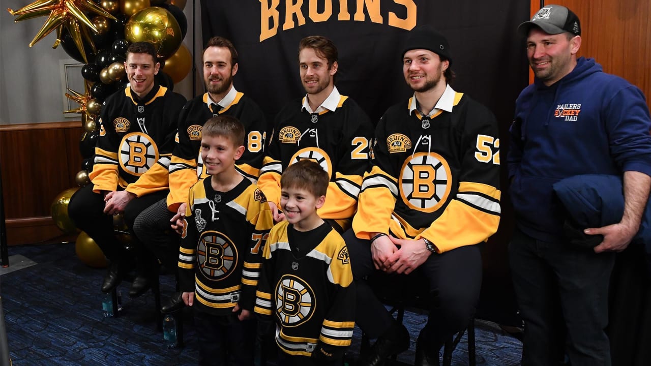 Bruins Gather for Annual Season Ticket Holder Event | Boston Bruins