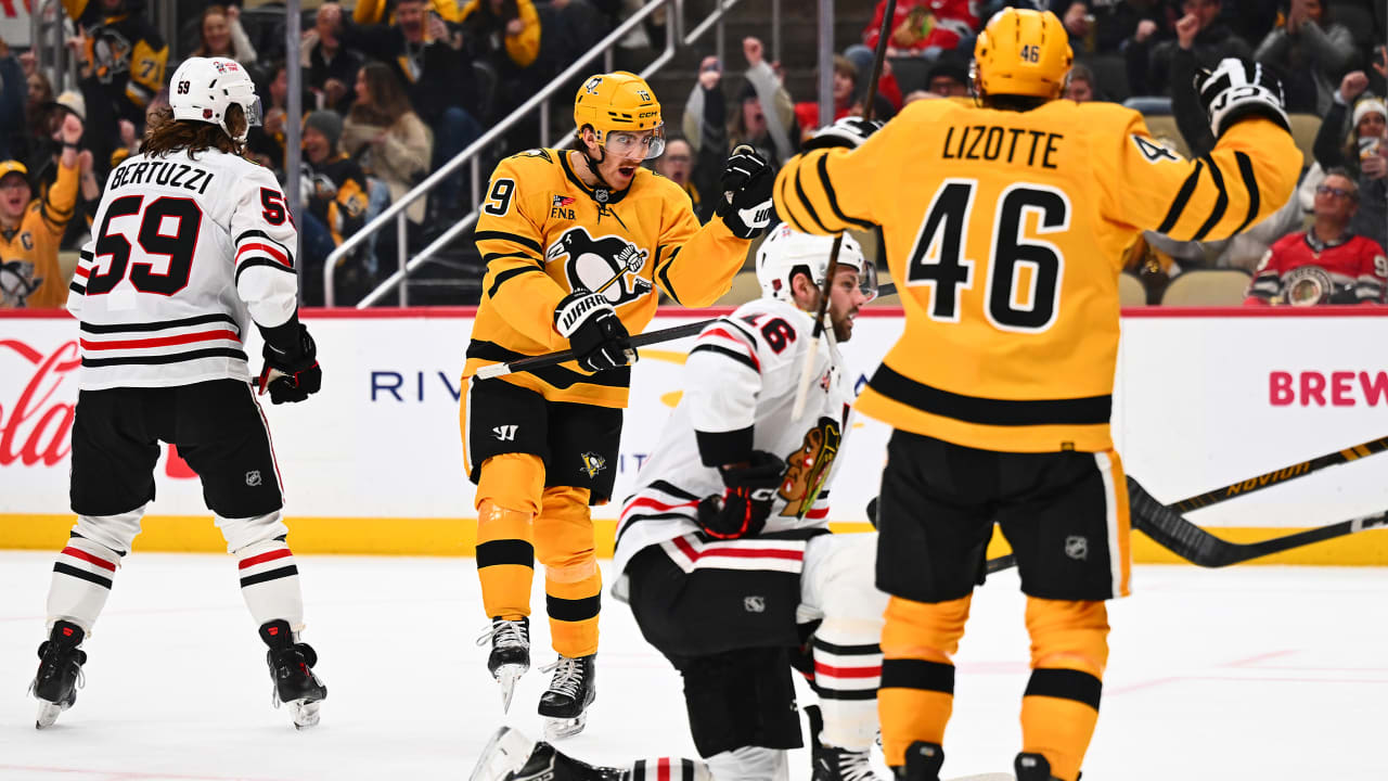 Penguins cruise past Blackhawks for 5th straight win | NHL.com