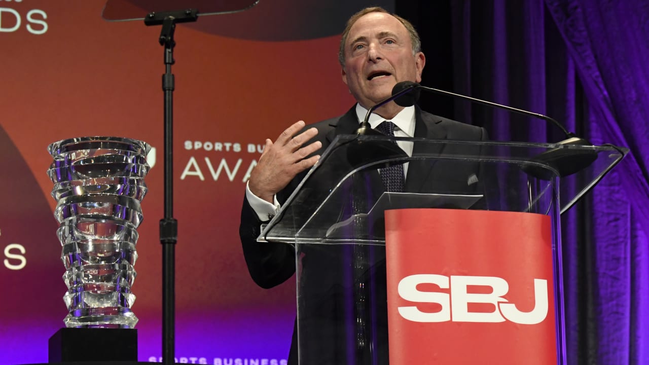 Bettman receives Sports Business Journal Lifetime Achievement Award ...
