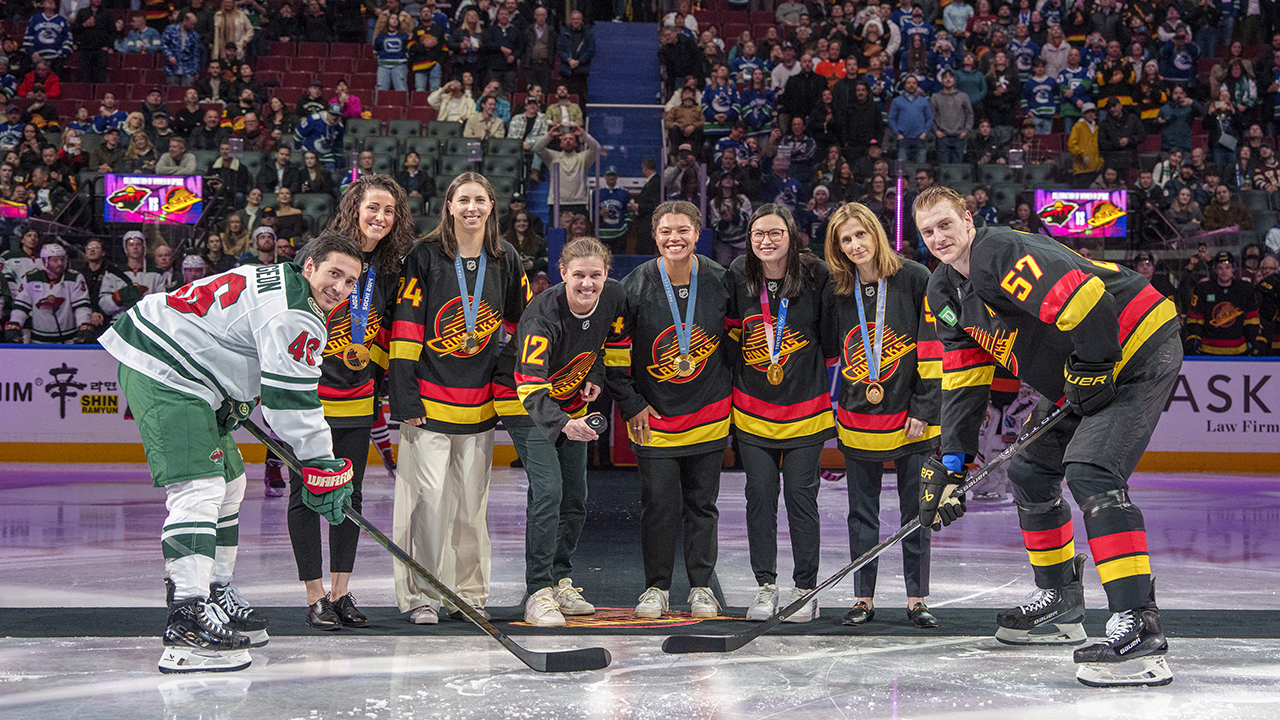 Canucks celebrate women in sports | NHL.com