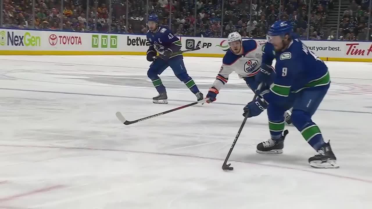 EDM@VAN: Pettersson scores goal against Stuart Skinner | Vancouver Canucks