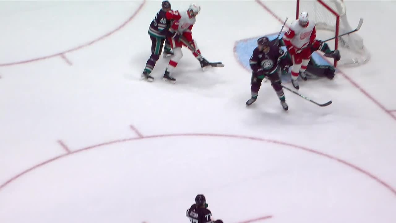 Rasmussen gets the deflection | NHL.com