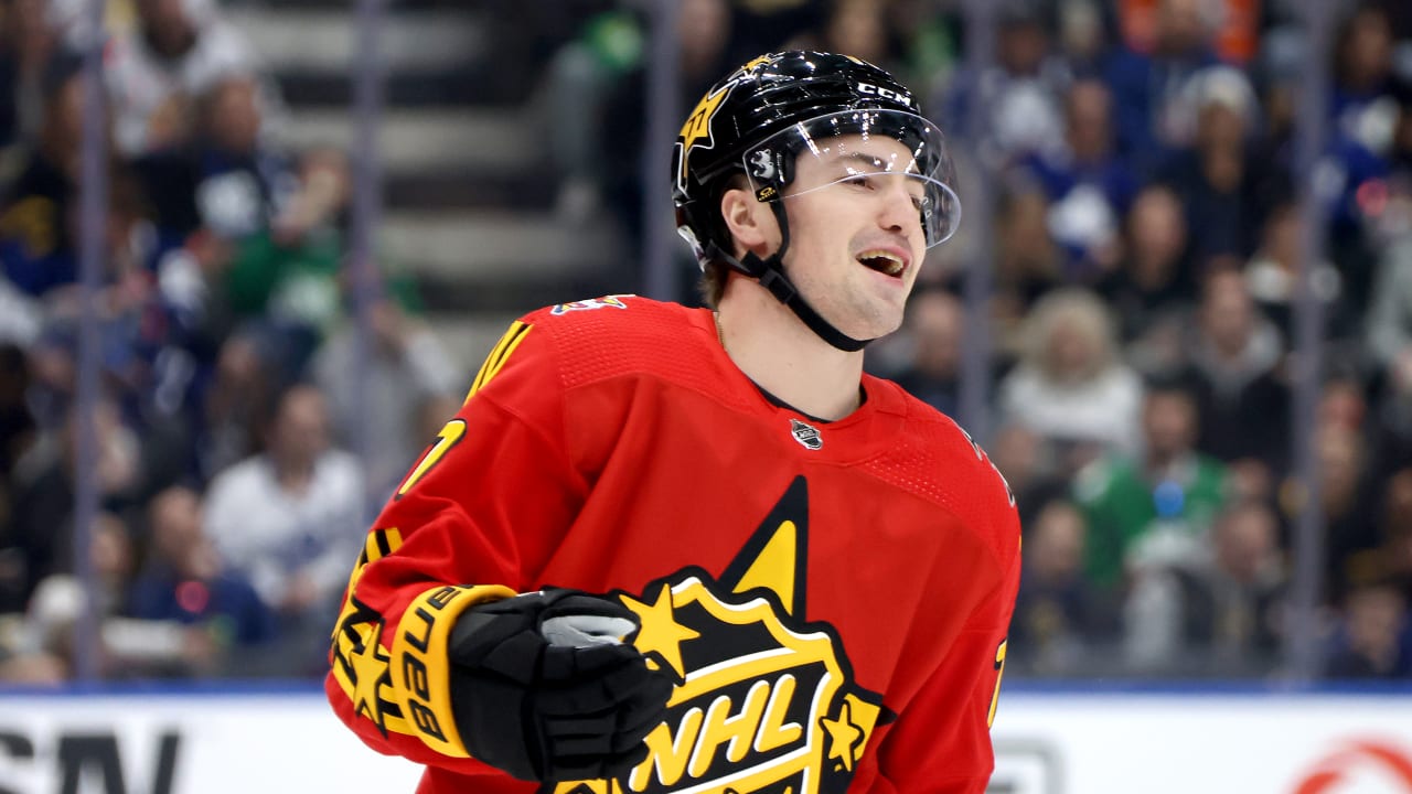 Vatrano scores on breakaway | NHL.com