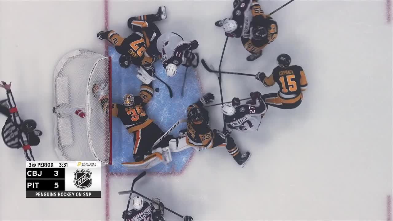 Nedeljkovic's big blocker save | NHL.com