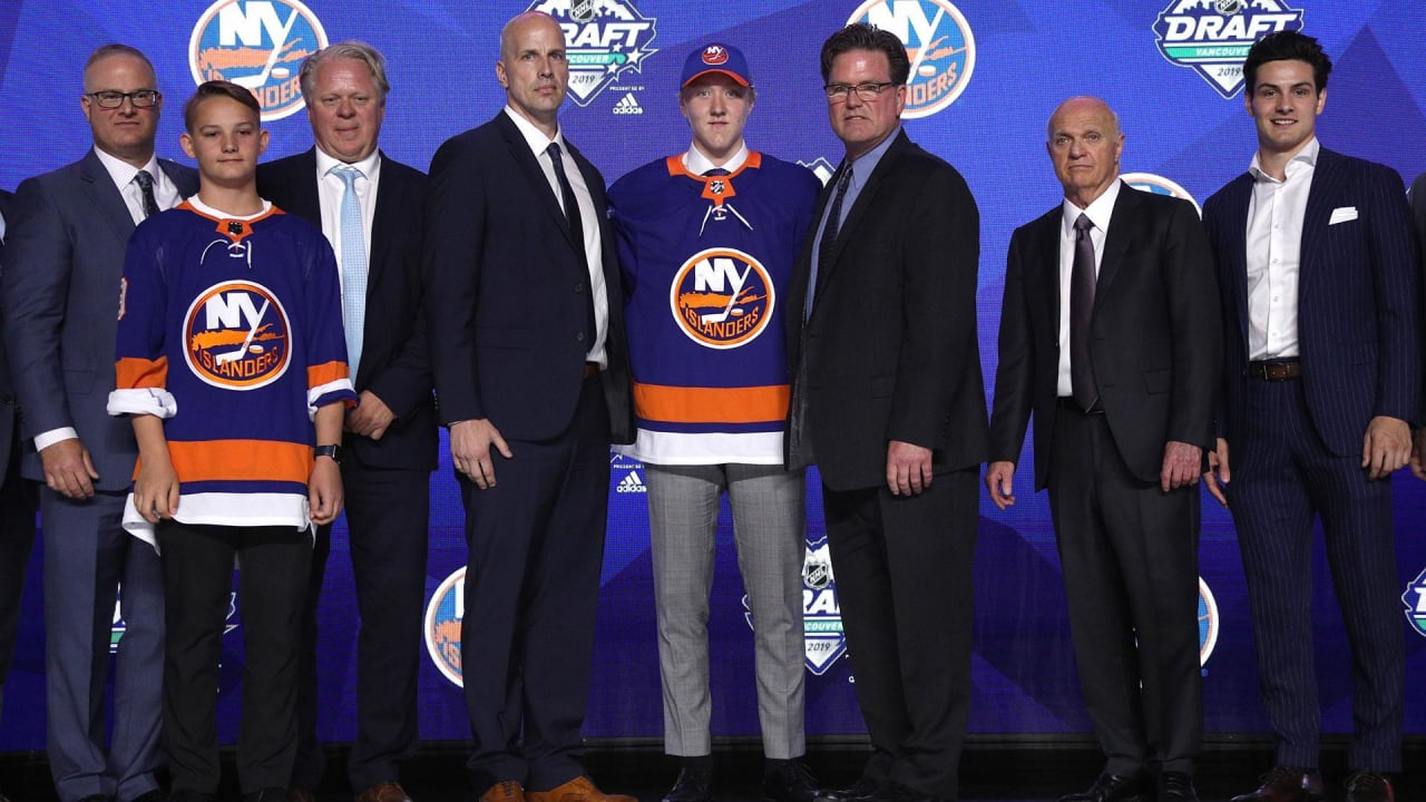 Draft Lookback: Simon Holmstrom | New York Islanders