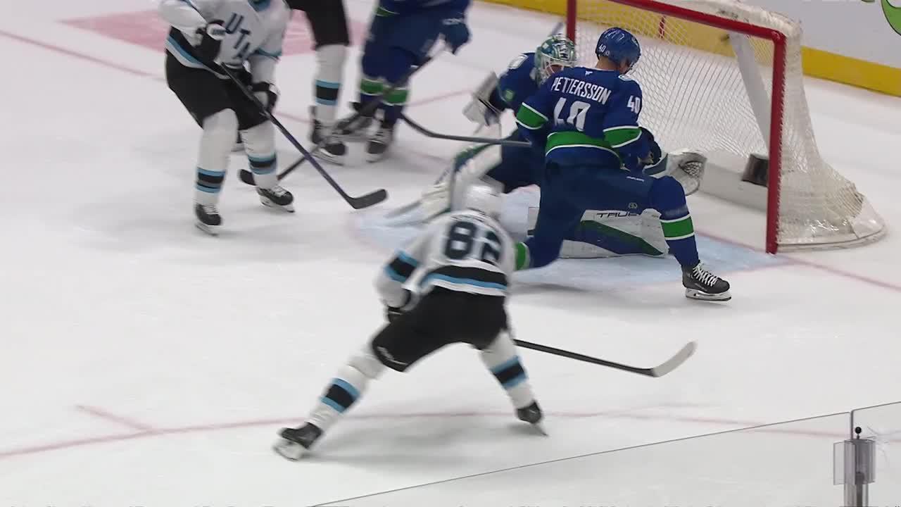 UTA@VAN: Stenlund scores goal against Kevin Lankinen | Utah Mammoth