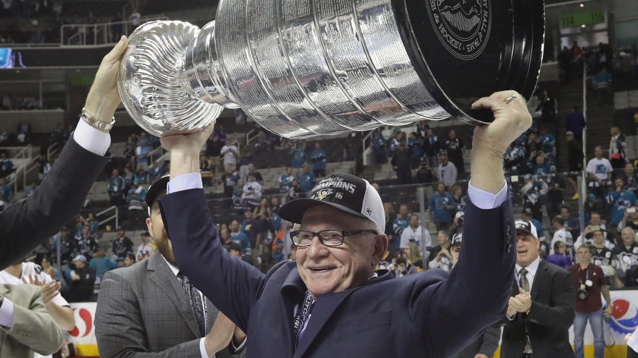 Trois ans de plus pour Rutherford à Pittsburgh | LNH.com