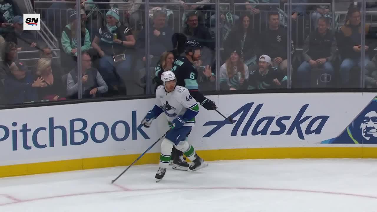 VAN@SEA: Suter scores goal against Joey Daccord | Vancouver Canucks