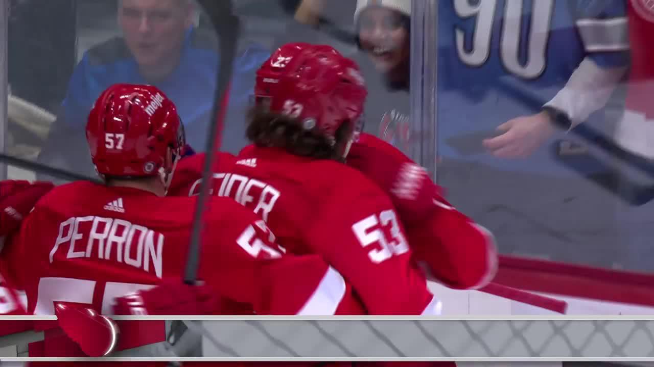 Lucas Raymond with a Short Goal vs. Tampa Bay Lightning | NHL.com